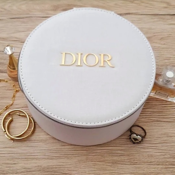 Dior | Bags | New Christian Dior Round Vanity Case With Mirror | Poshmark